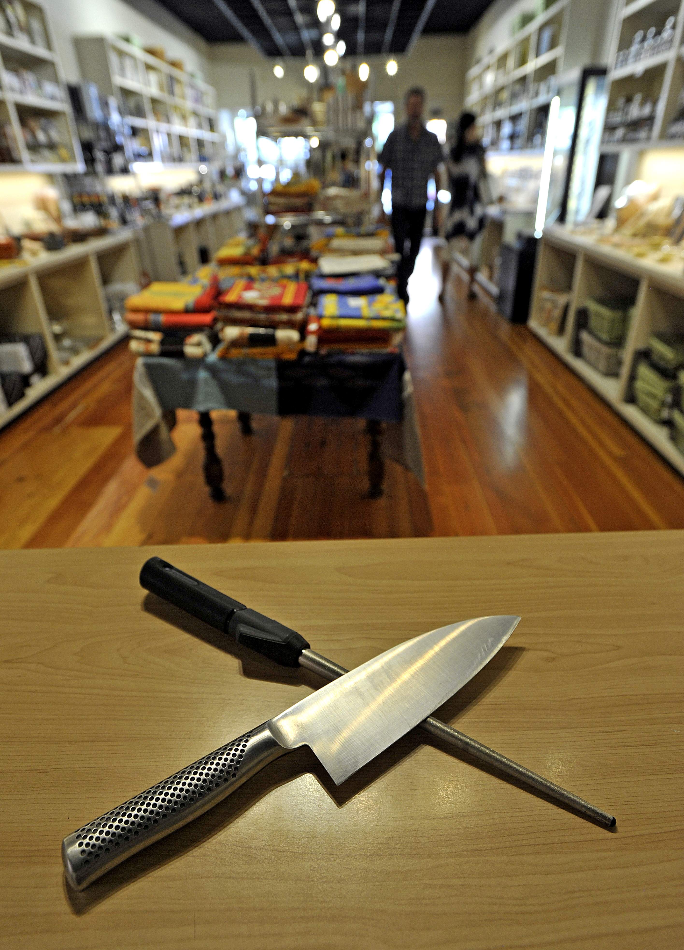 Mail Tribune Discusses Work Sharp Culinary's "Sharper Edge"