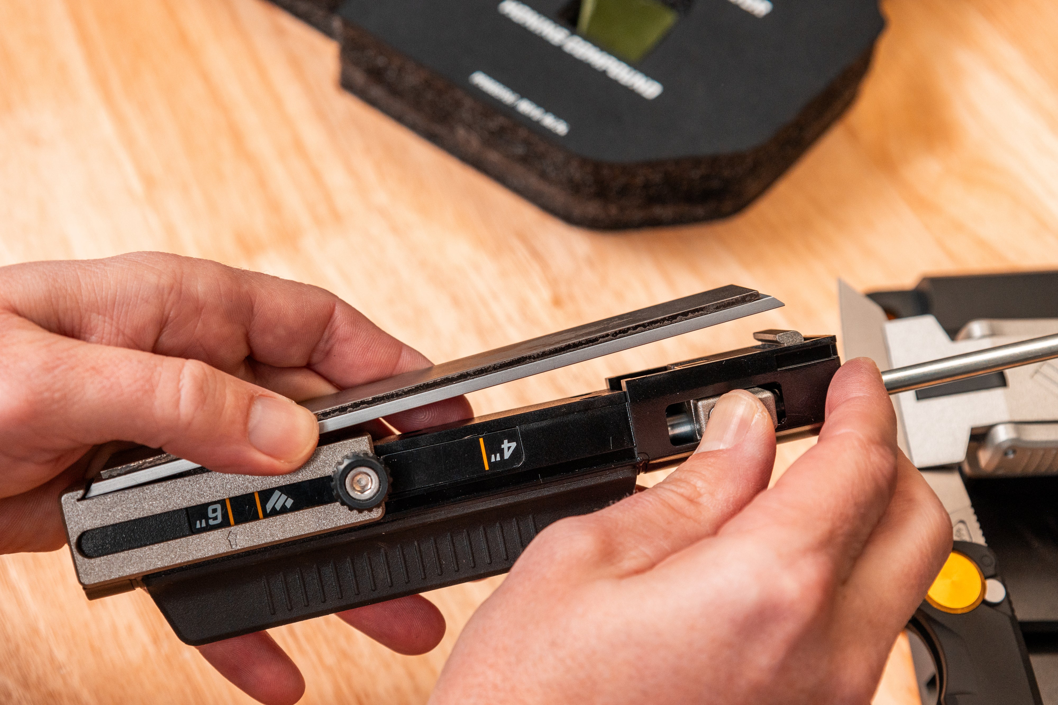 Professional Precision Adjust™ Universal Abrasive Handle – Work Sharp