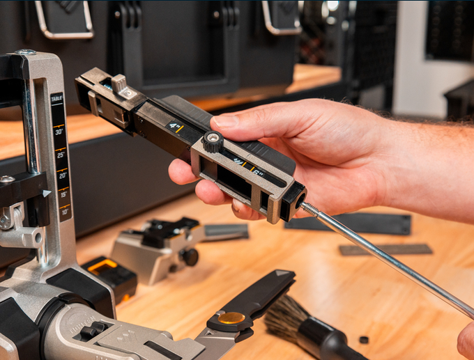 Professional Precision Adjust™ Universal Abrasive Handle – Work Sharp